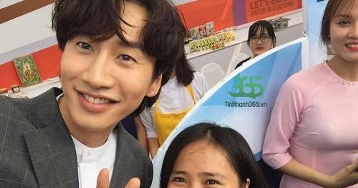 Xuất hiện thần thánh Lee Kwang Soo khiến dân tình ‘bối rối’, ‘ngất xỉu’ bởi vẻ đẹp trai