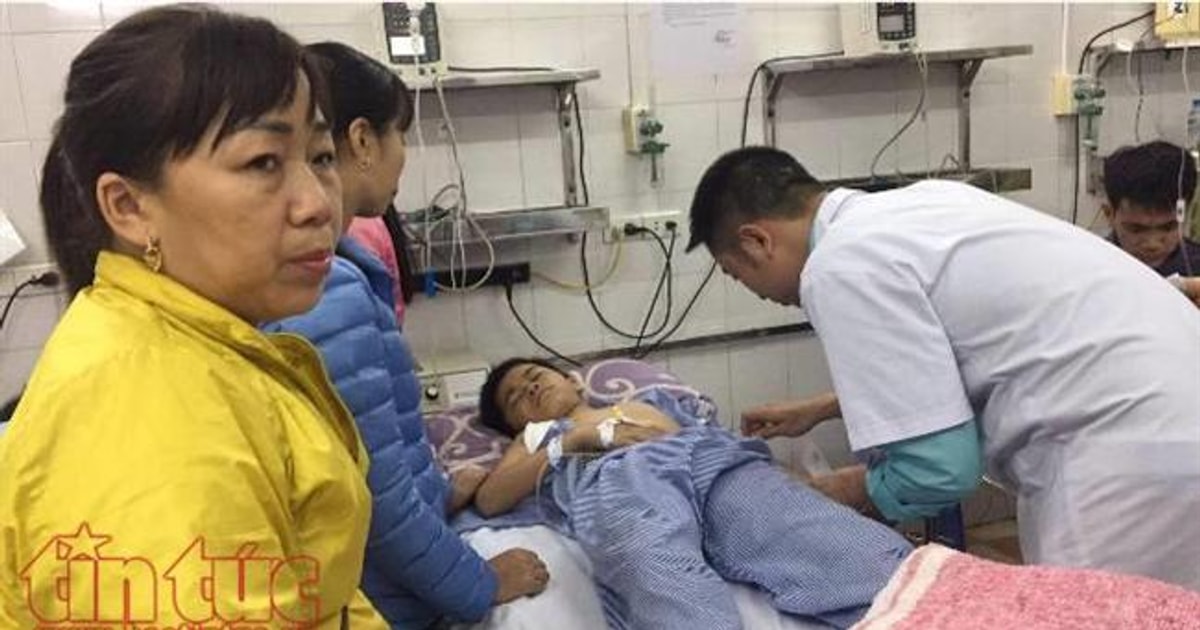 Nhiều nạn nhân vụ sập lan can trường tiểu học Văn Môn đang mê man