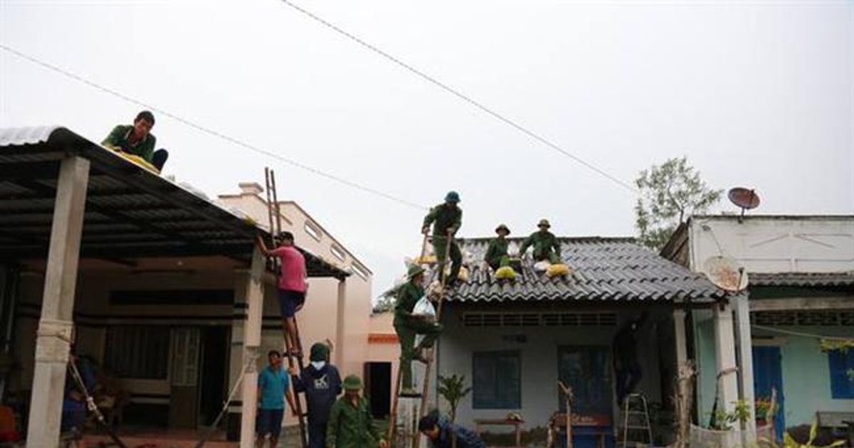 Vì sao dự báo sai bão số 16 (Tembin)?