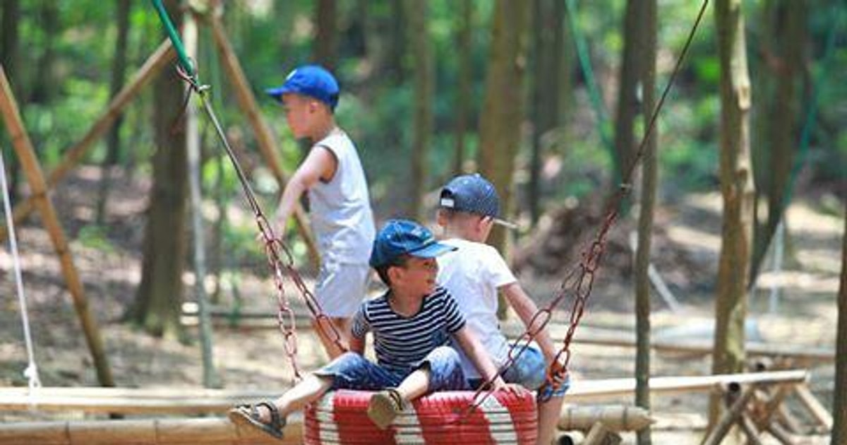 Tết trẻ con và những mùa hè được người lớn "lập trình"