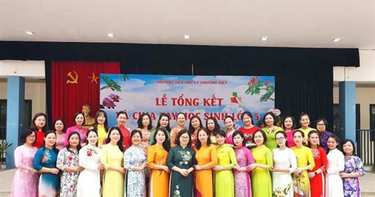 Hà Nội: Trường Tiểu học Lý Thường Kiệt (Đống Đa) tổng kết năm học 2021 ...